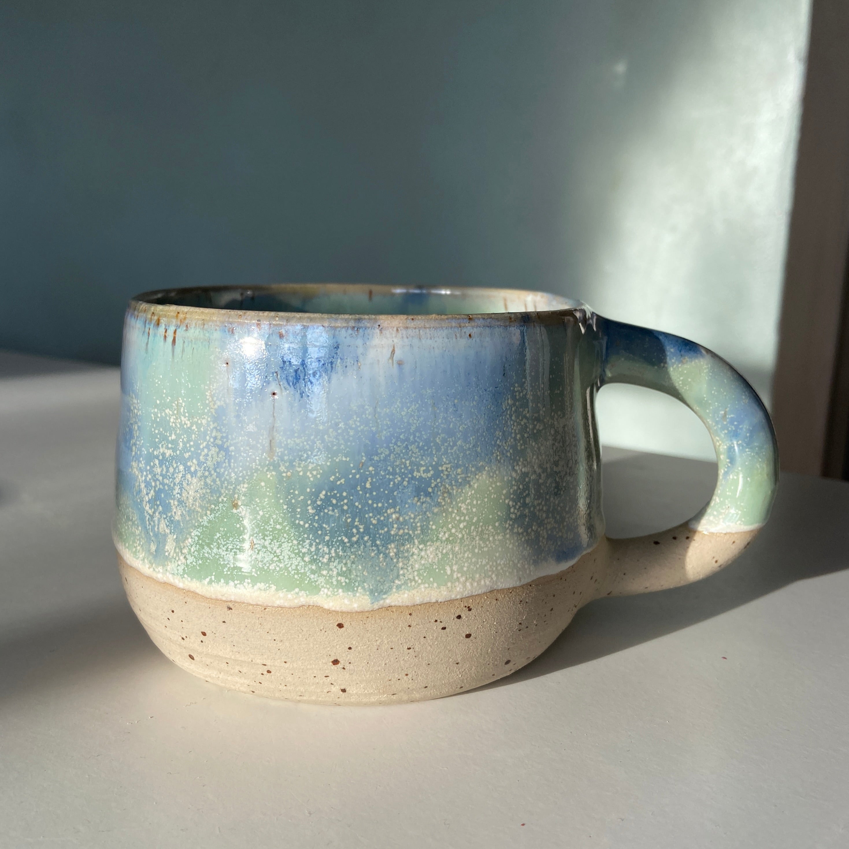Limitierte handgefertige Kaffee- und Teetassen von StudioMoki